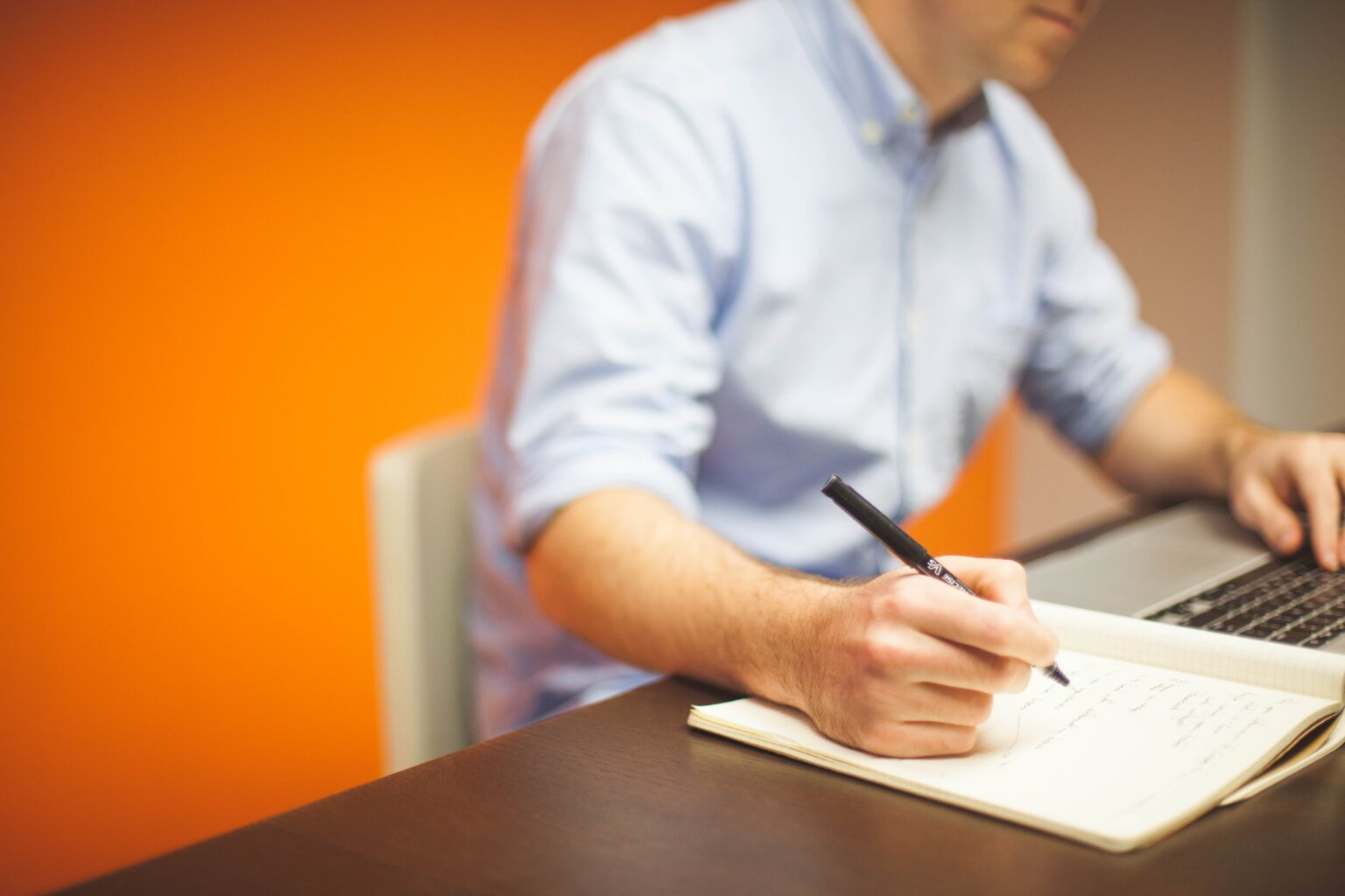 Freelancing în România: Ce înseamnă și cum poți începe - OLX Business